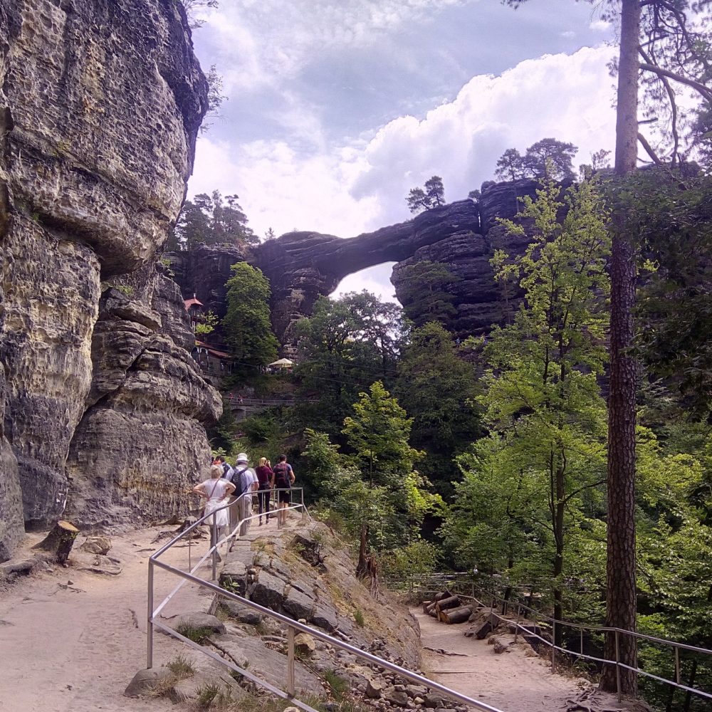 Nationalparkverwaltung Böhmische Schweiz sperrt Edmundsklamm bis 2027 ...